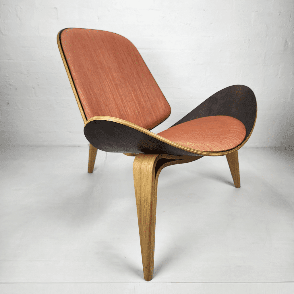 Hans J. Wegner Shell Chair CH07 – distinkt